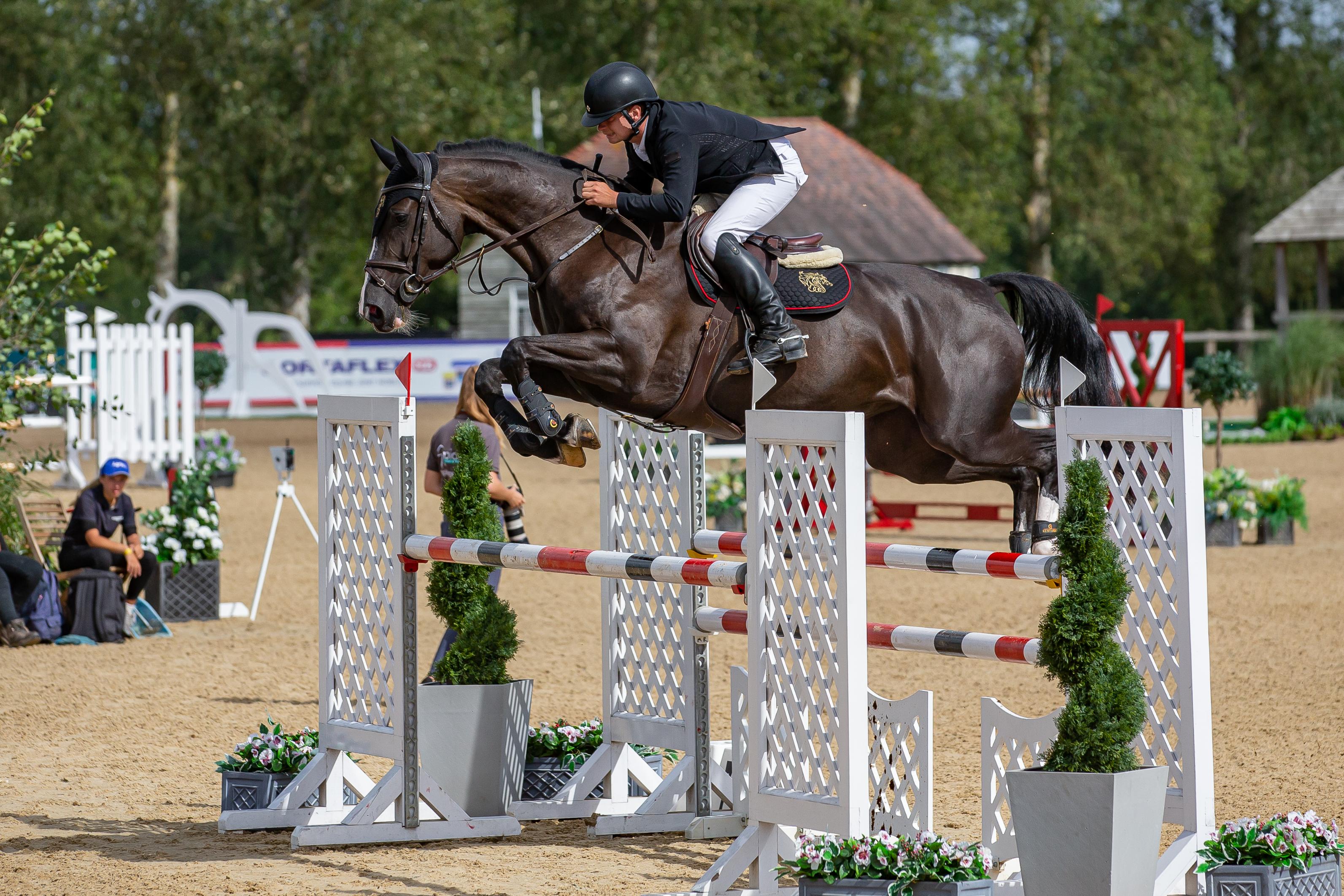 Home [www.hickstead.co.uk]